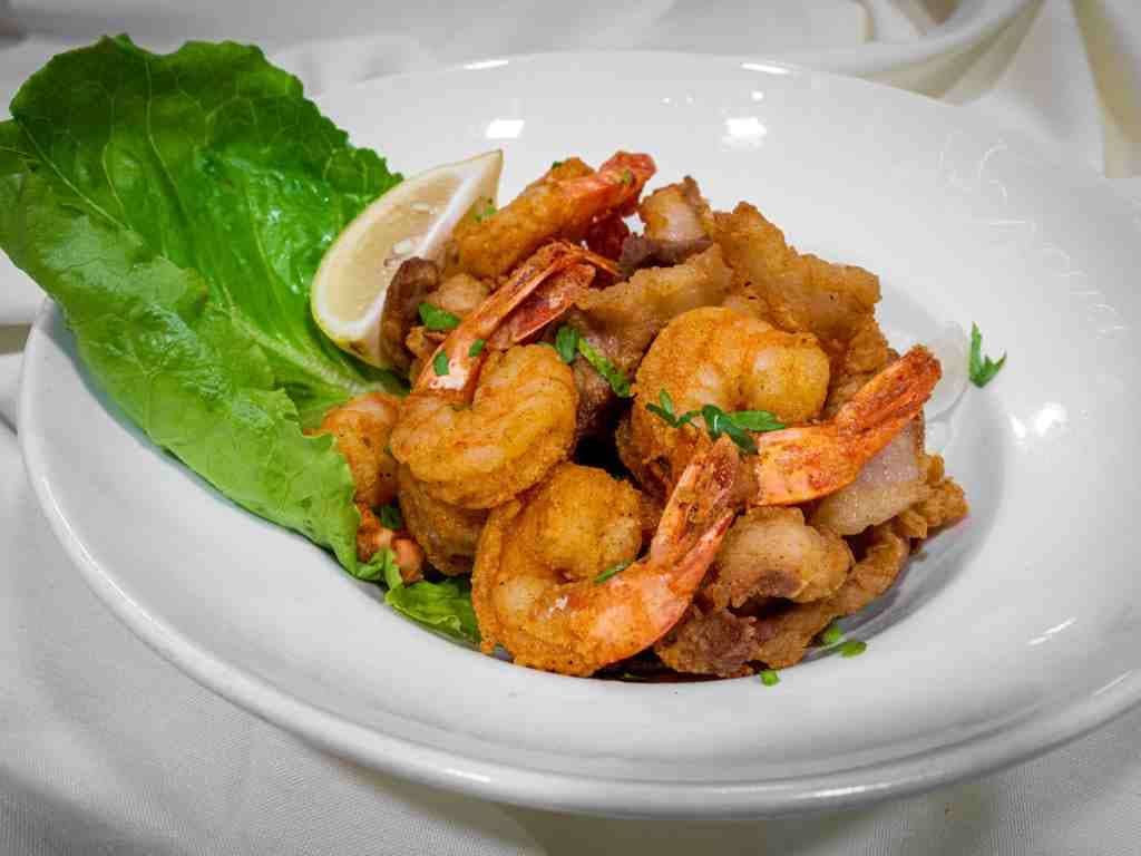 Креветки в панировке со свиной корейкой - DaVinci Restaurant